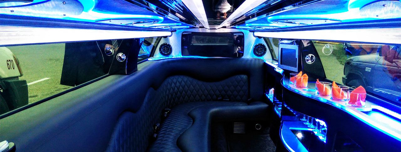 Searching for the Perfect Limo? Call 407-470-6008!